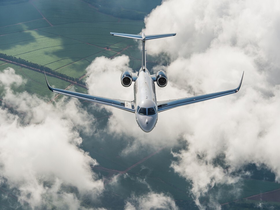 Embraer Praetor 600 vs Gulfstream G280 | AvBuyer