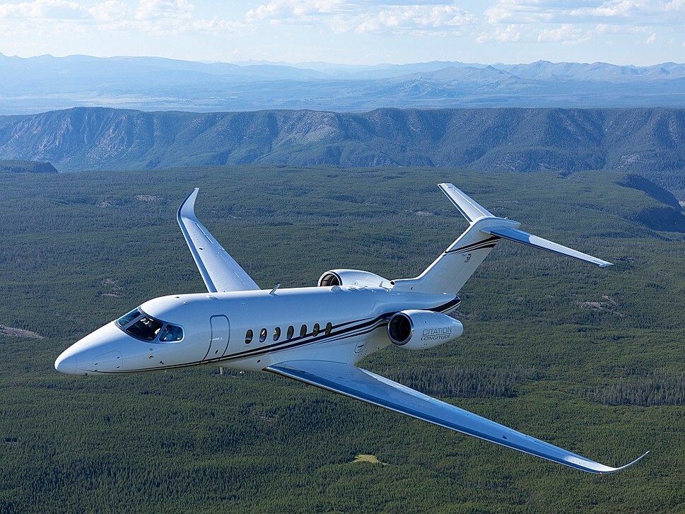 Cessna Citation Longitude vs Gulfstream G280 | AvBuyer