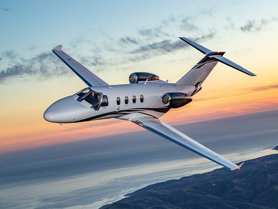 Cessna Citation M2 Gen2 vs Embraer Phenom 100EX | AvBuyer