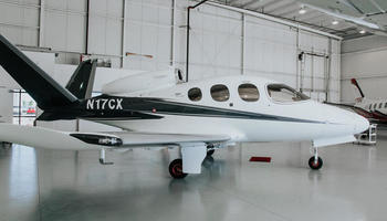 What's the Cirrus SF50 Vision Jet Like to Fly? | AvBuyer