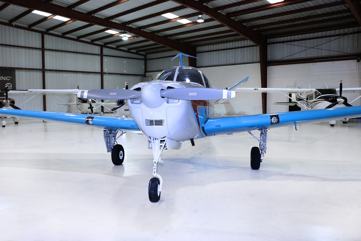 1955 Beechcraft F35 Bonanza For Sale in TX, US. D-4009 | AvBuyer