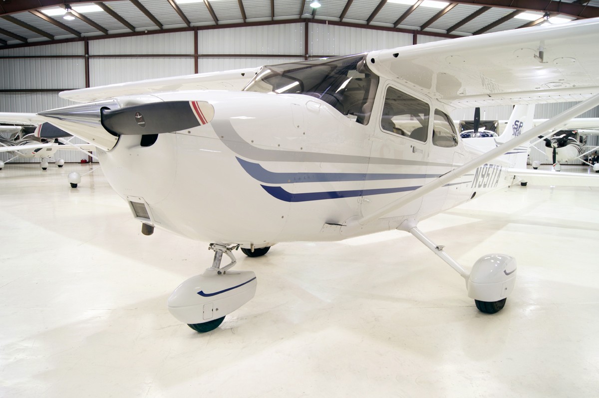 2003 Cessna 172SP Skyhawk for sale in TX, US. 172S9518 | AvBuyer