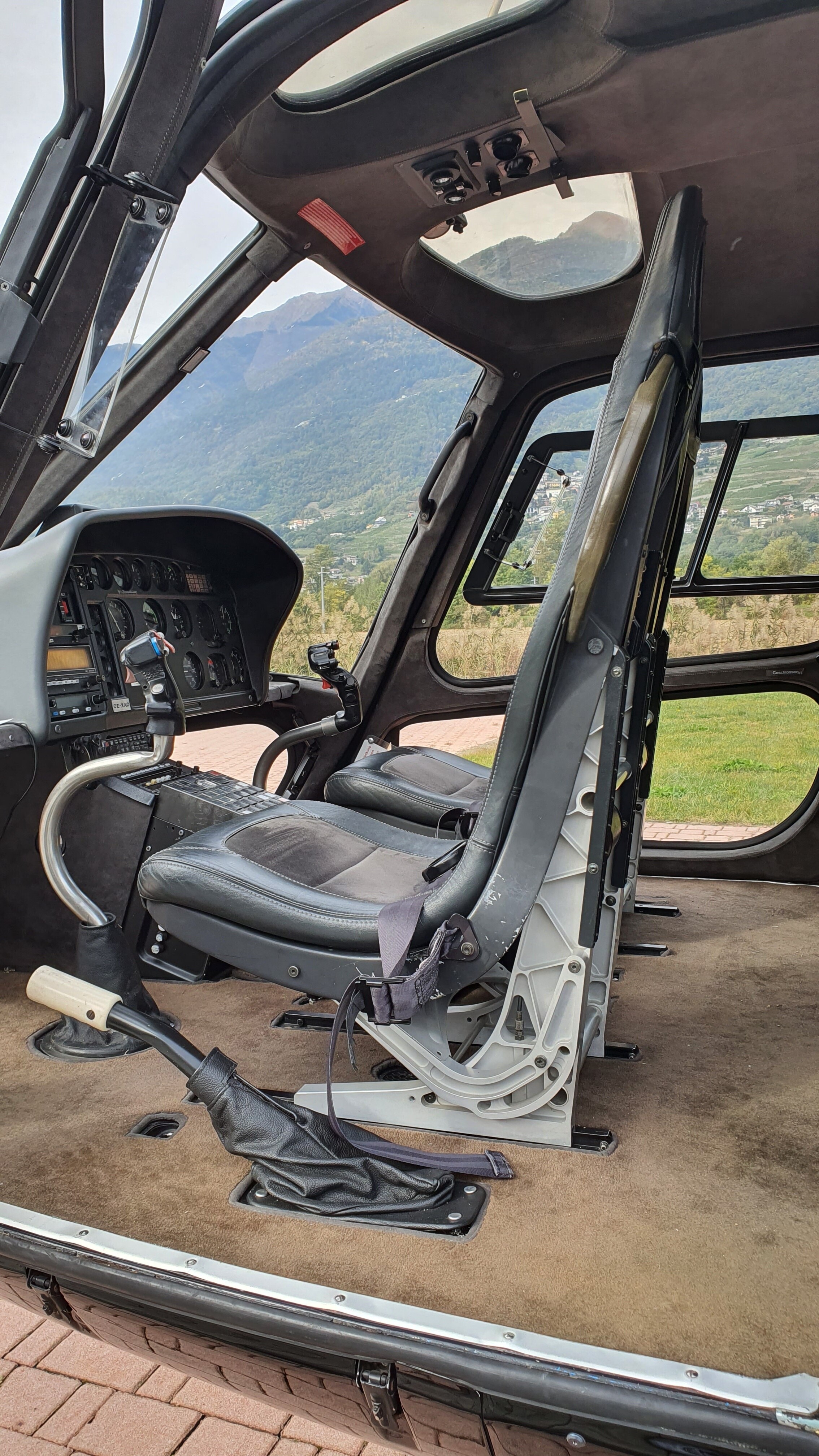 1980 Airbus/Eurocopter AS 350BA For Sale | Italy. 5145 hrs. | AvBuyer