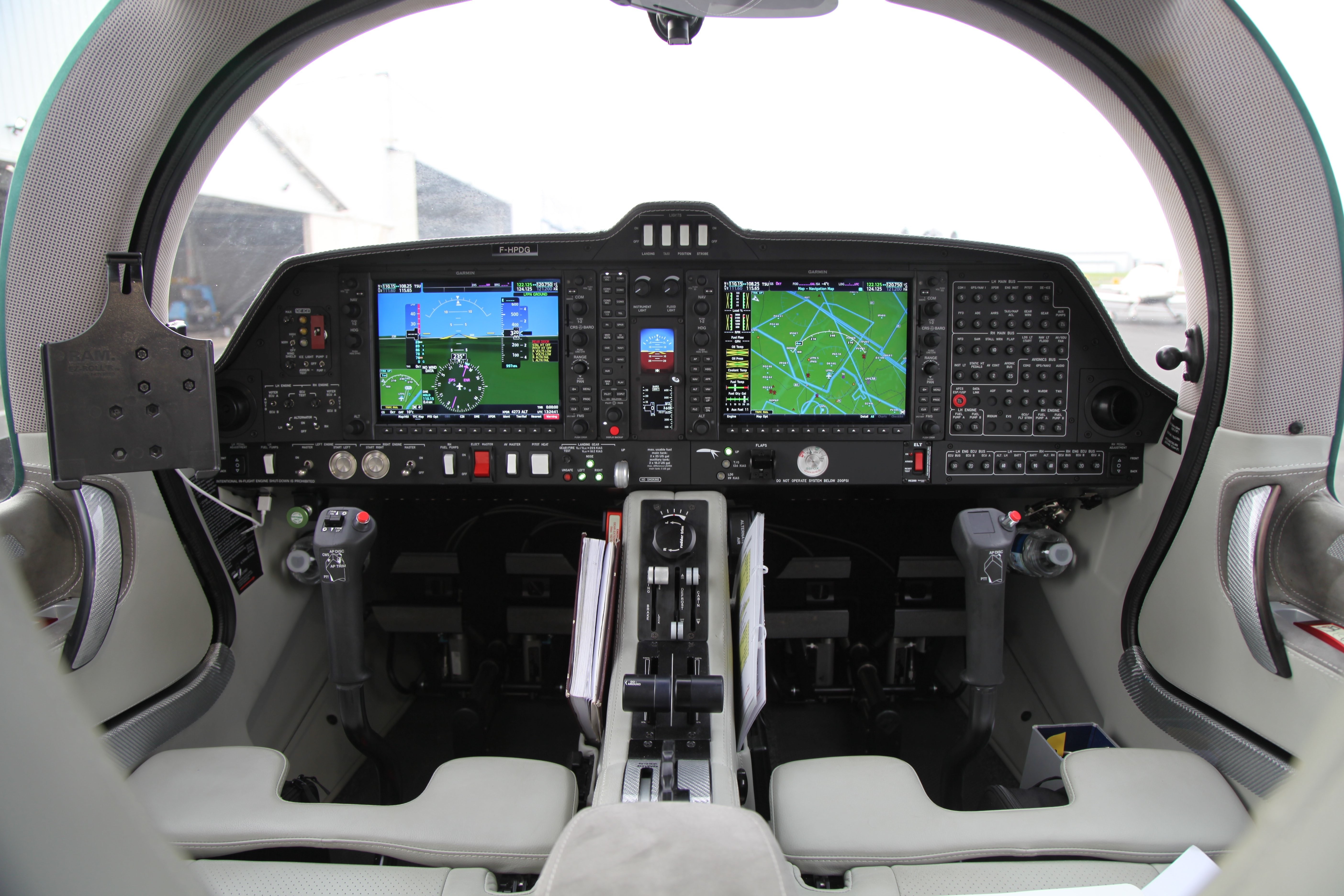 2018 Diamond DA-62 For Sale in France. 62.110 | AvBuyer