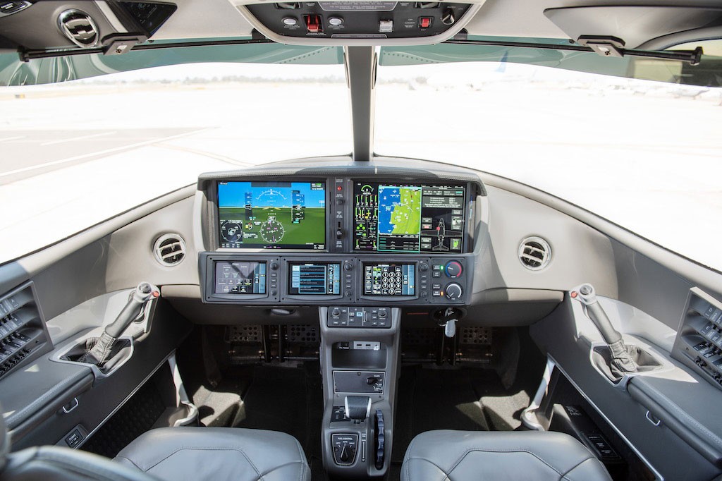2019 Cirrus Vision SF50 G2 For Sale | MO, US. 480 hrs. | AvBuyer