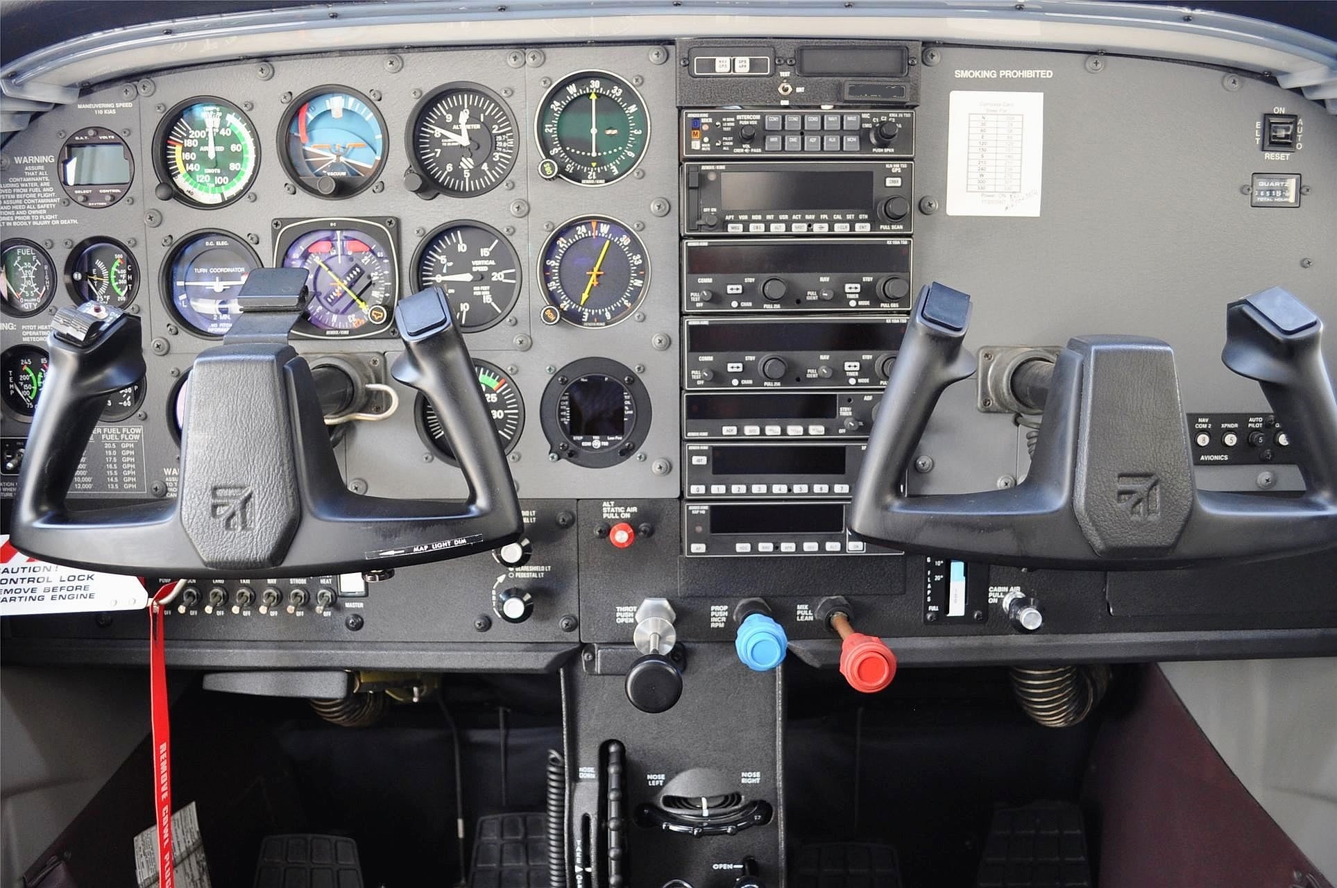 1999 Cessna 182S Skylane For Sale in | AvBuyer