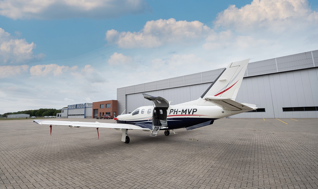 2004 Daher TBM 700C2 For Sale | NL. 1830 hrs. | AvBuyer