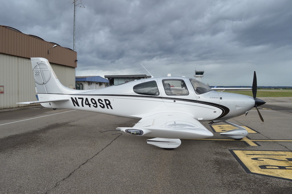 2013 Cirrus SR22 Turbo For Sale in France. | AvBuyer
