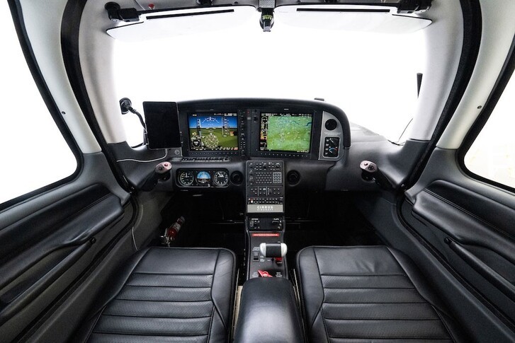 Cirrus Sr22t Cockpit