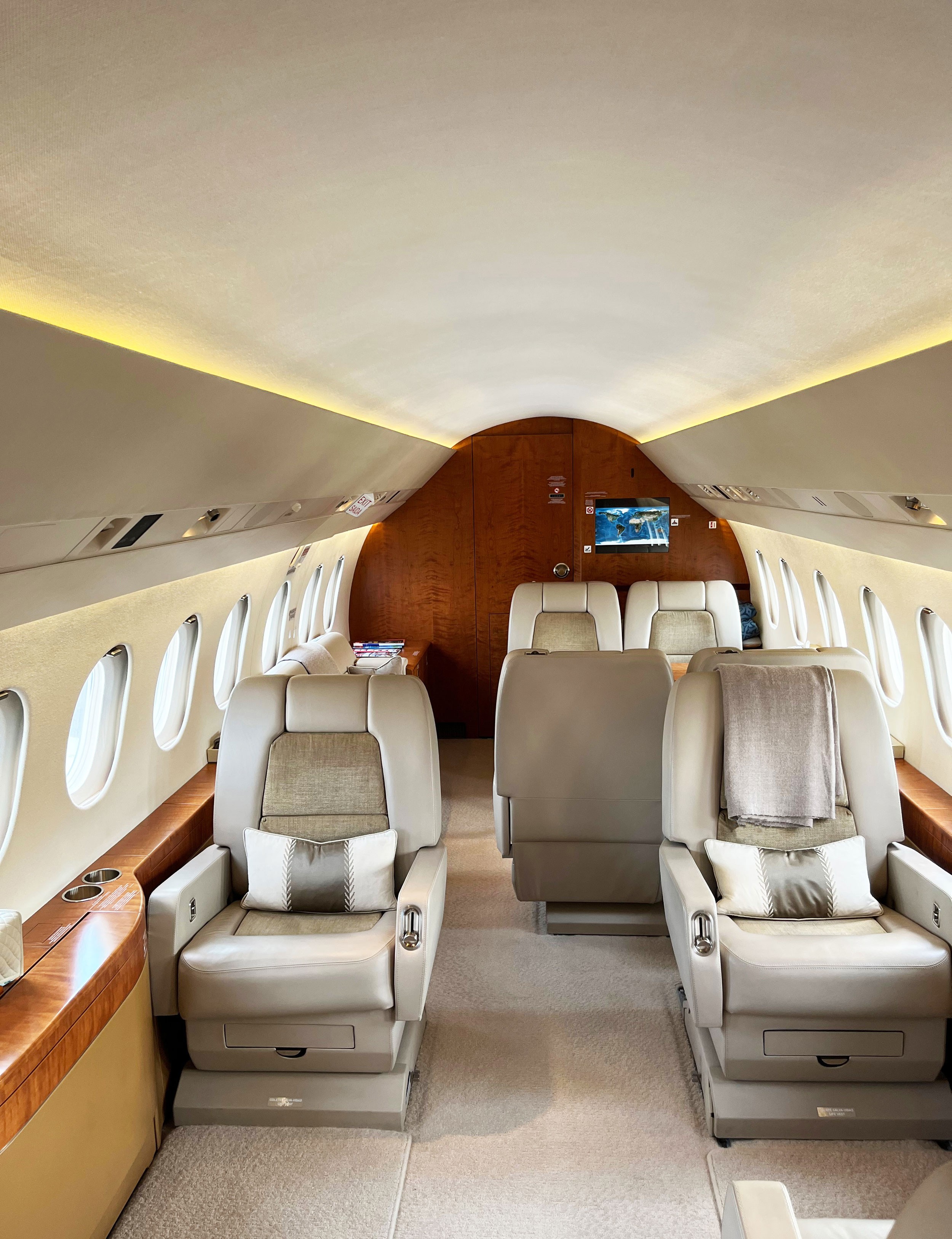 Dassault Falcon 2000 Jets for Sale Worldwide | AvBuyer