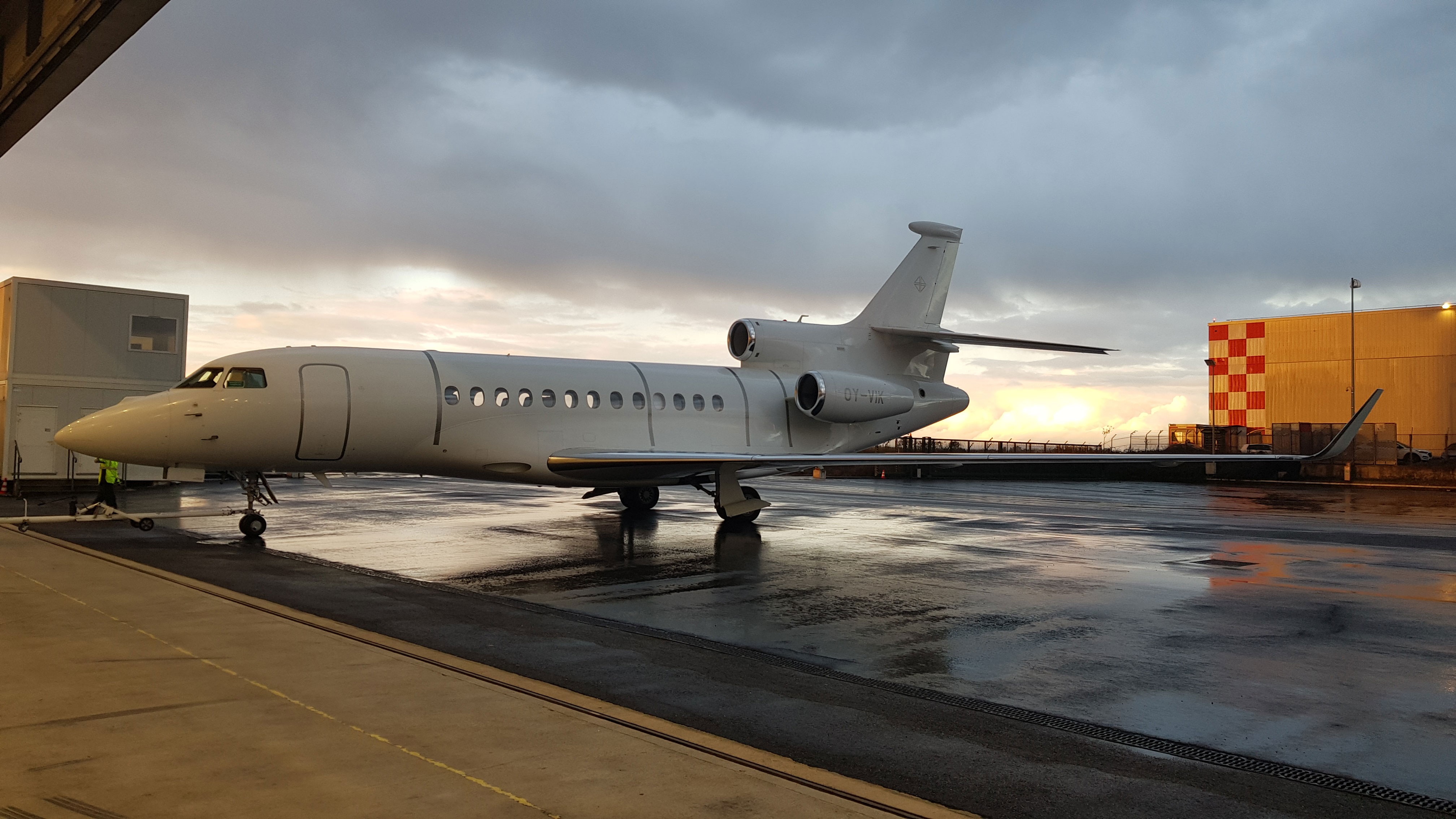 Dassault Falcon Jets for Sale Worldwide | AvBuyer