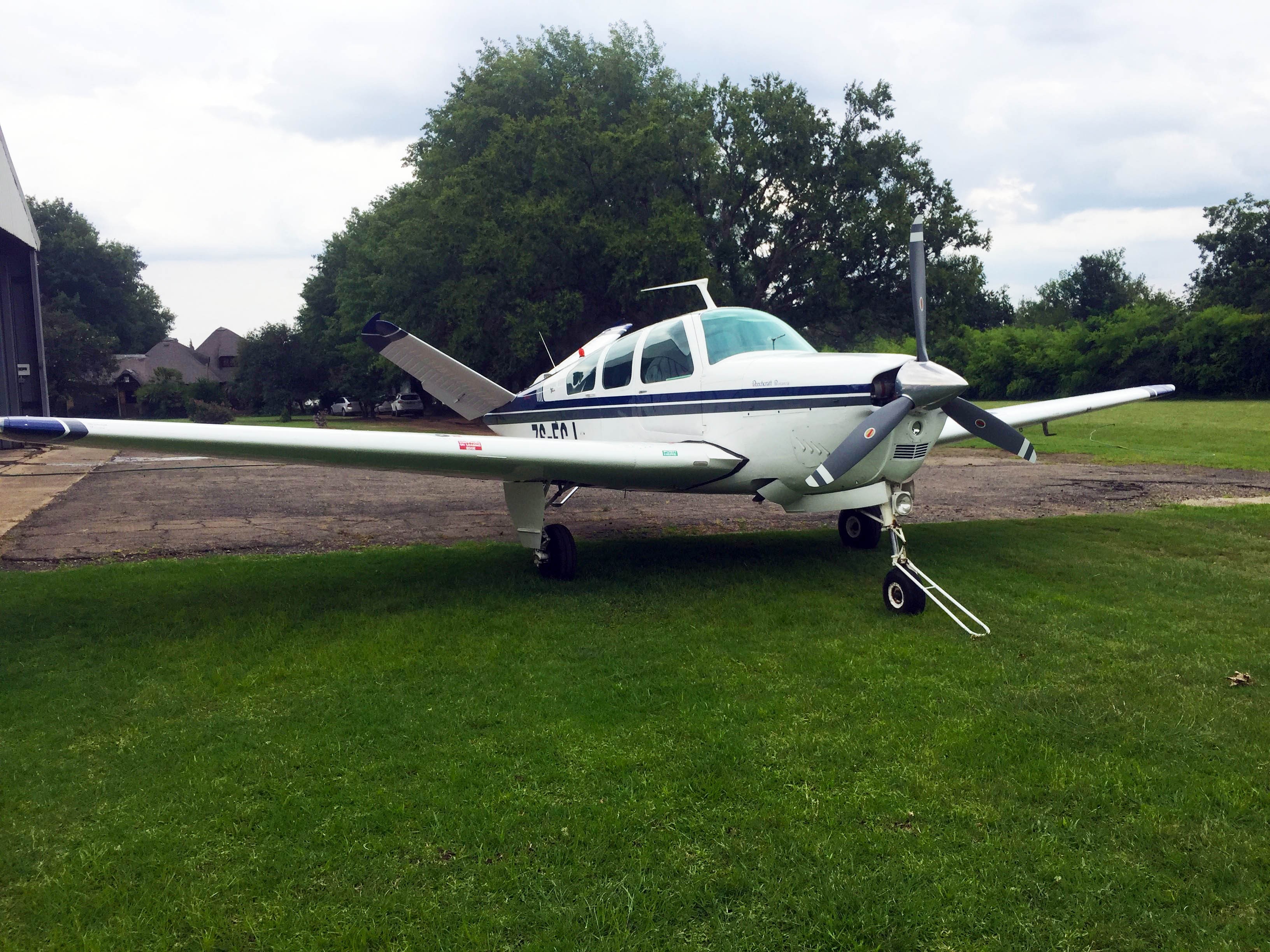 1967 Beechcraft V35 Bonanza For Sale | ZA. 3072 hrs. | AvBuyer