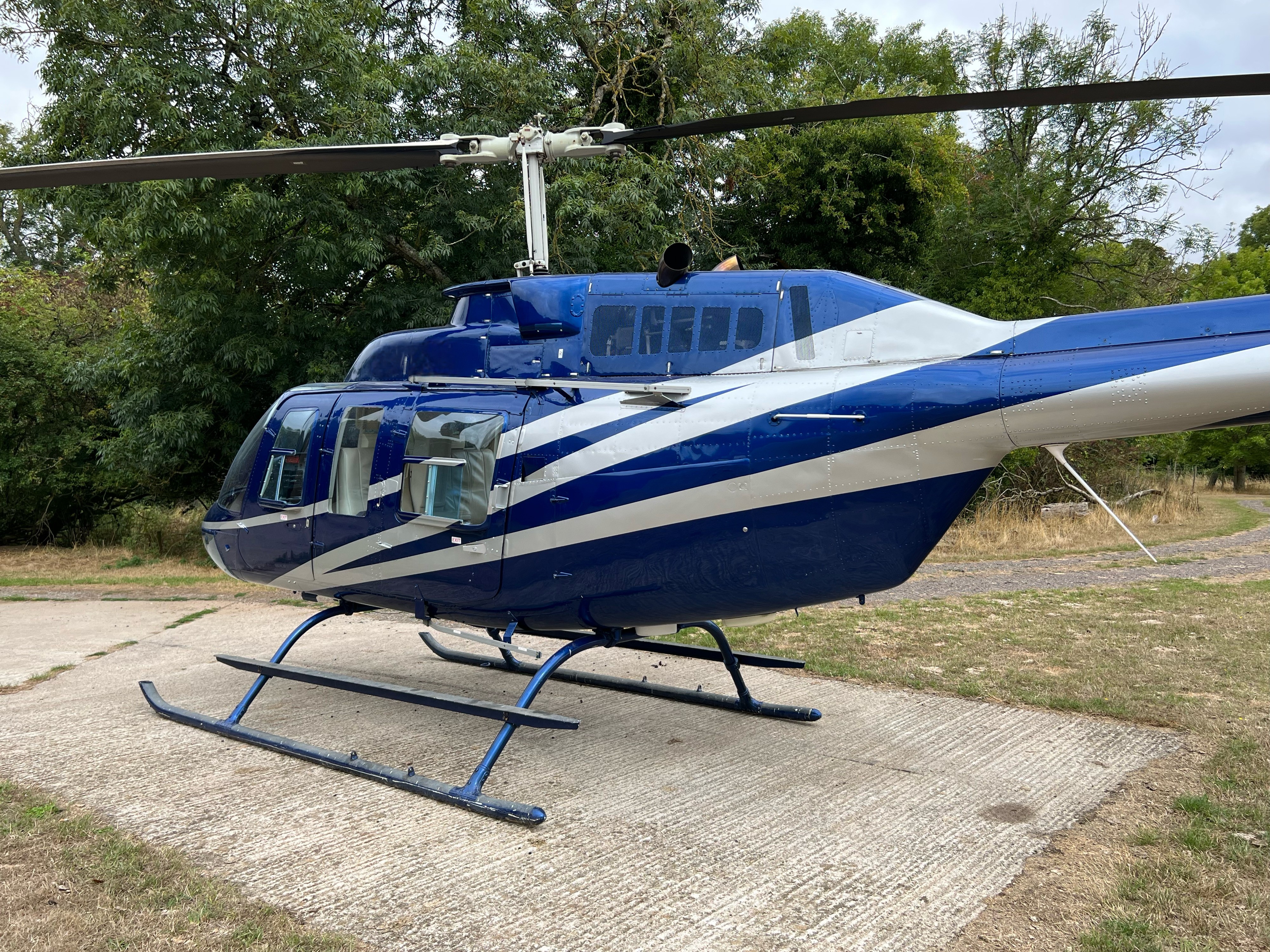 1977 Bell 206L For Sale | England, UK. 0 hrs. | AvBuyer