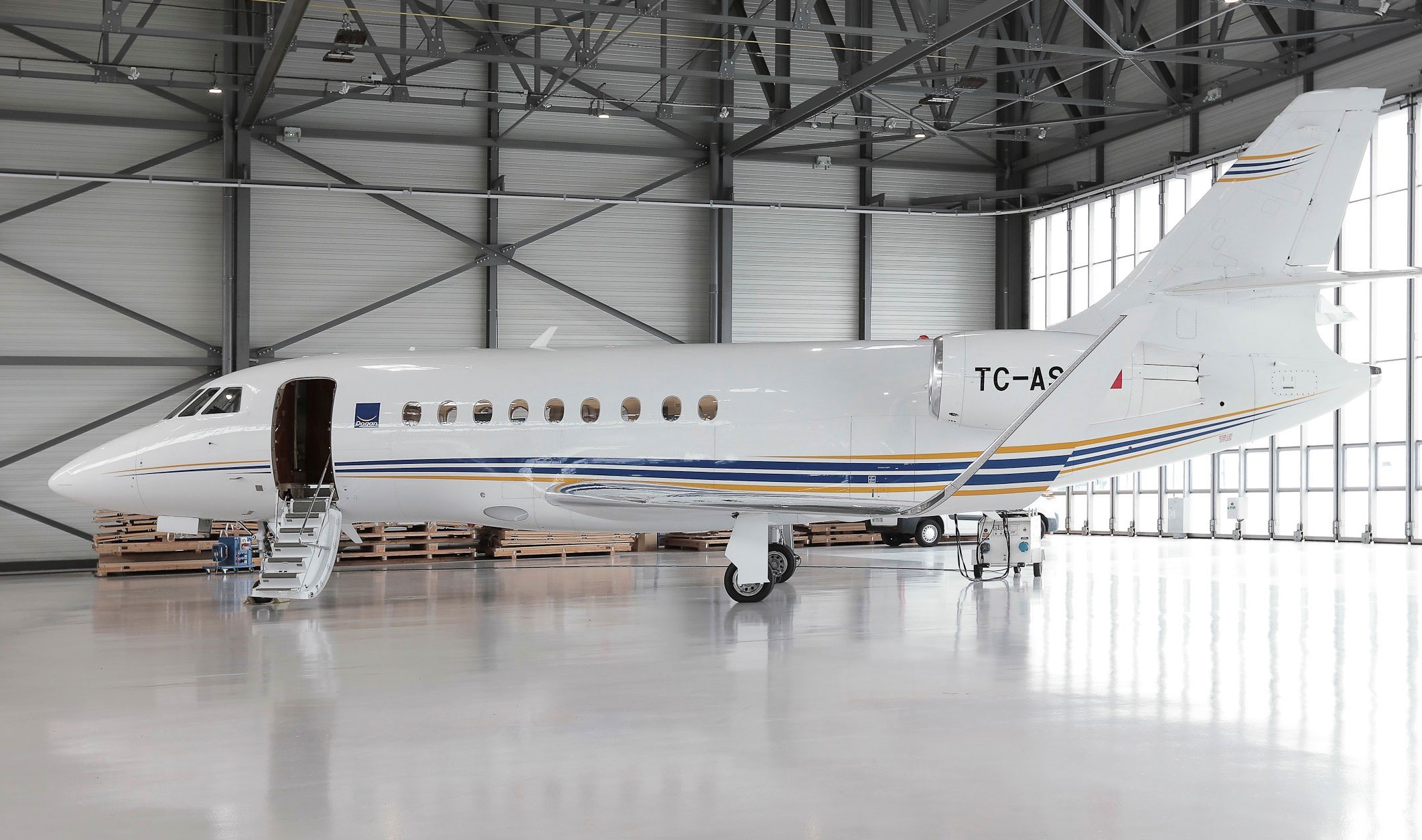 2016 Dassault Falcon 2000LXS For Sale | France. 2460 hrs. | AvBuyer 2016 Dassault Falcon 2000LXS For Sale | France. 2460 hrs. | AvBuyer