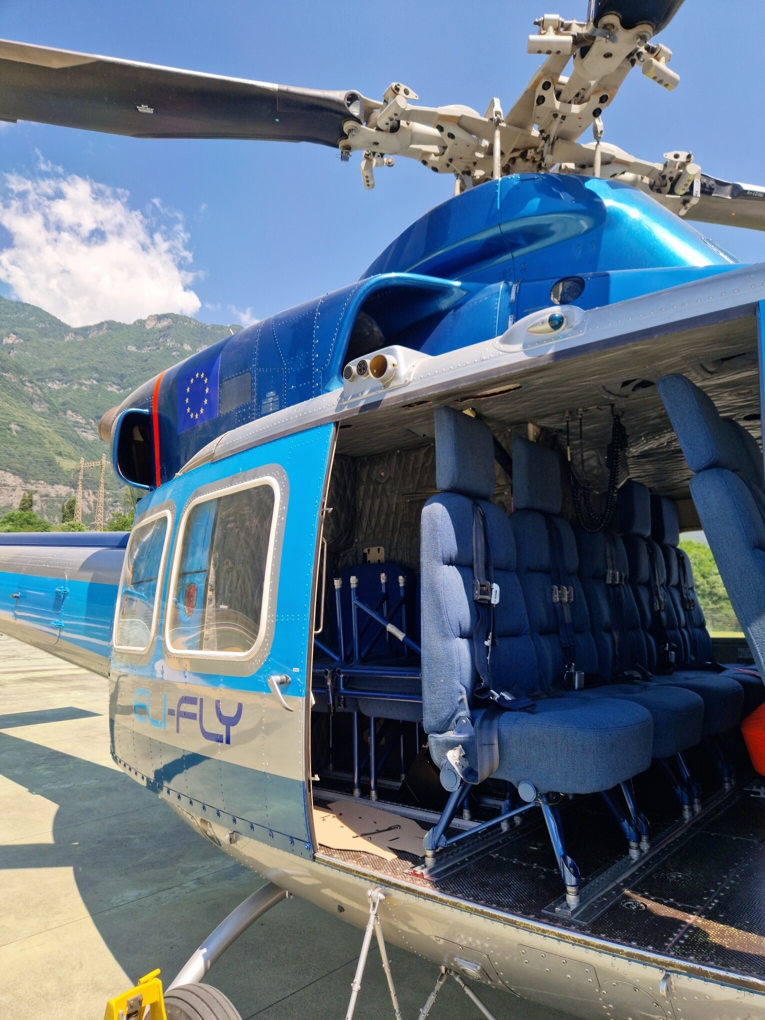 Bell 412 For Sale | Italy. 7330 hrs. | AvBuyer