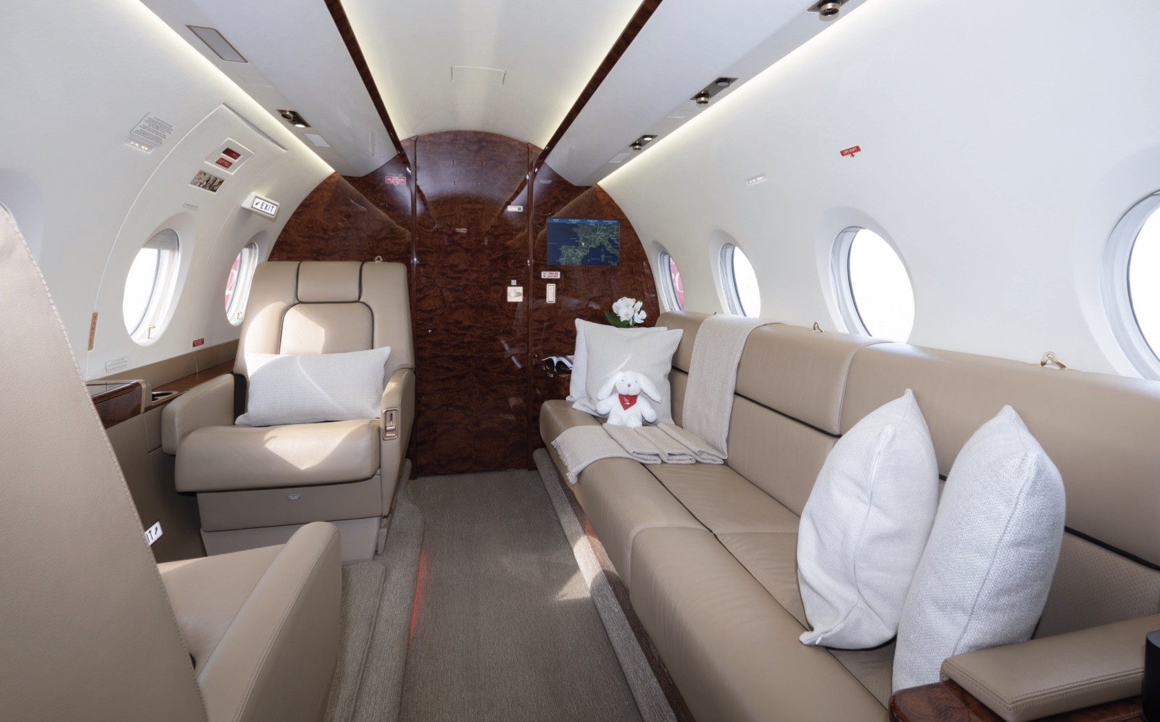 Mid-Size Jets for Sale Worldwide | AvBuyer