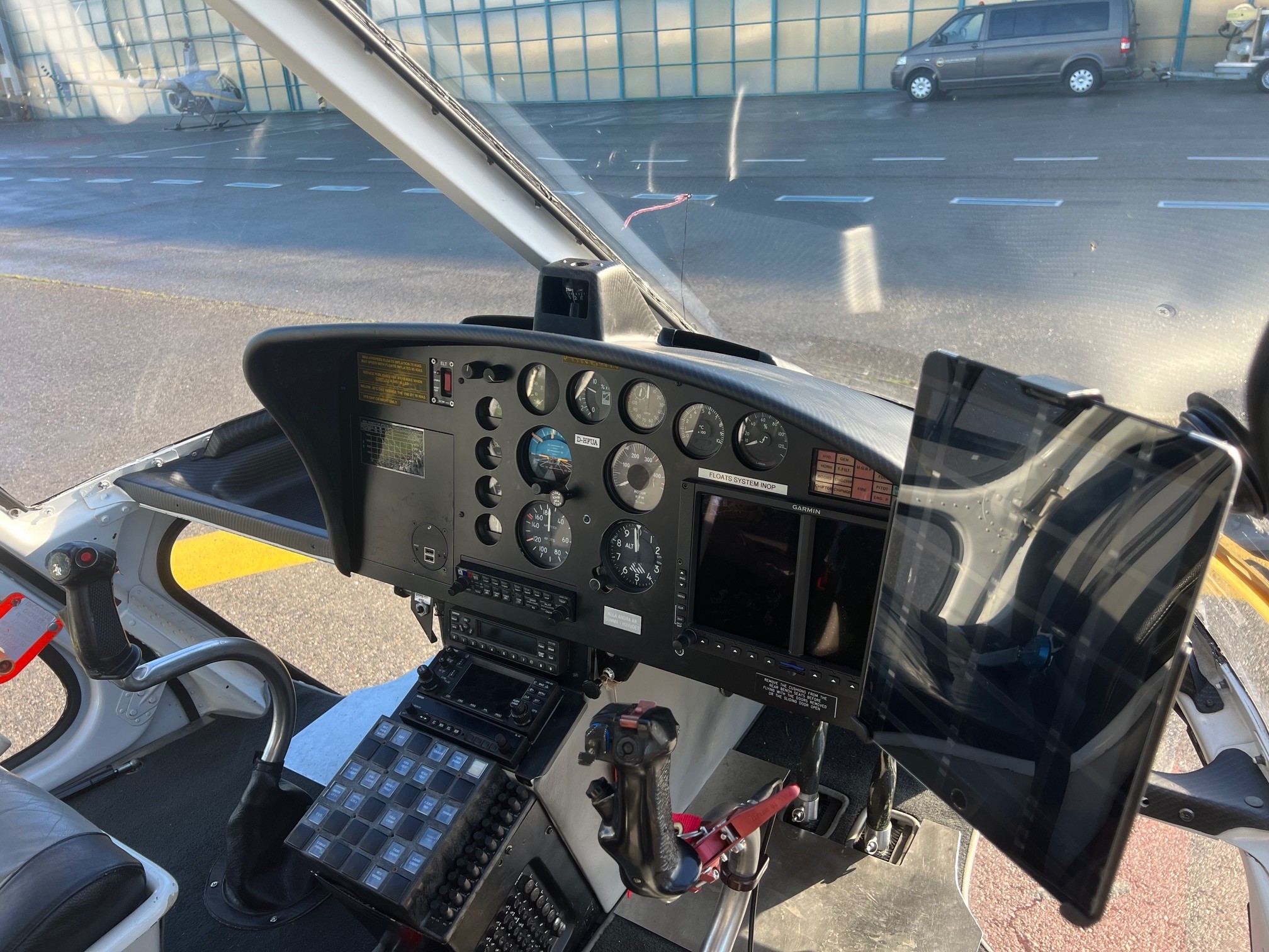 1983 Airbus/Eurocopter AS 350B For Sale | Monaco. 6750 hrs. | AvBuyer