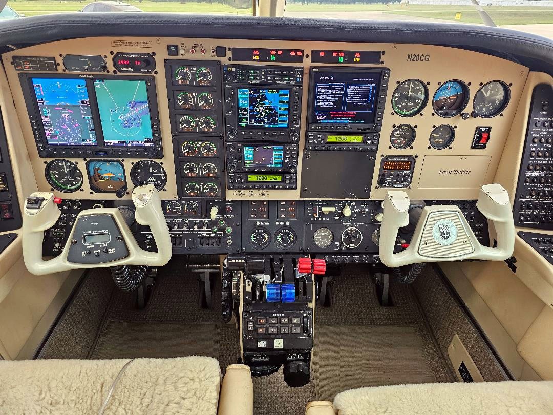 1979 Beechcraft B60 Duke Turboprop For Sale | TX, US. 4695 hrs. | AvBuyer
