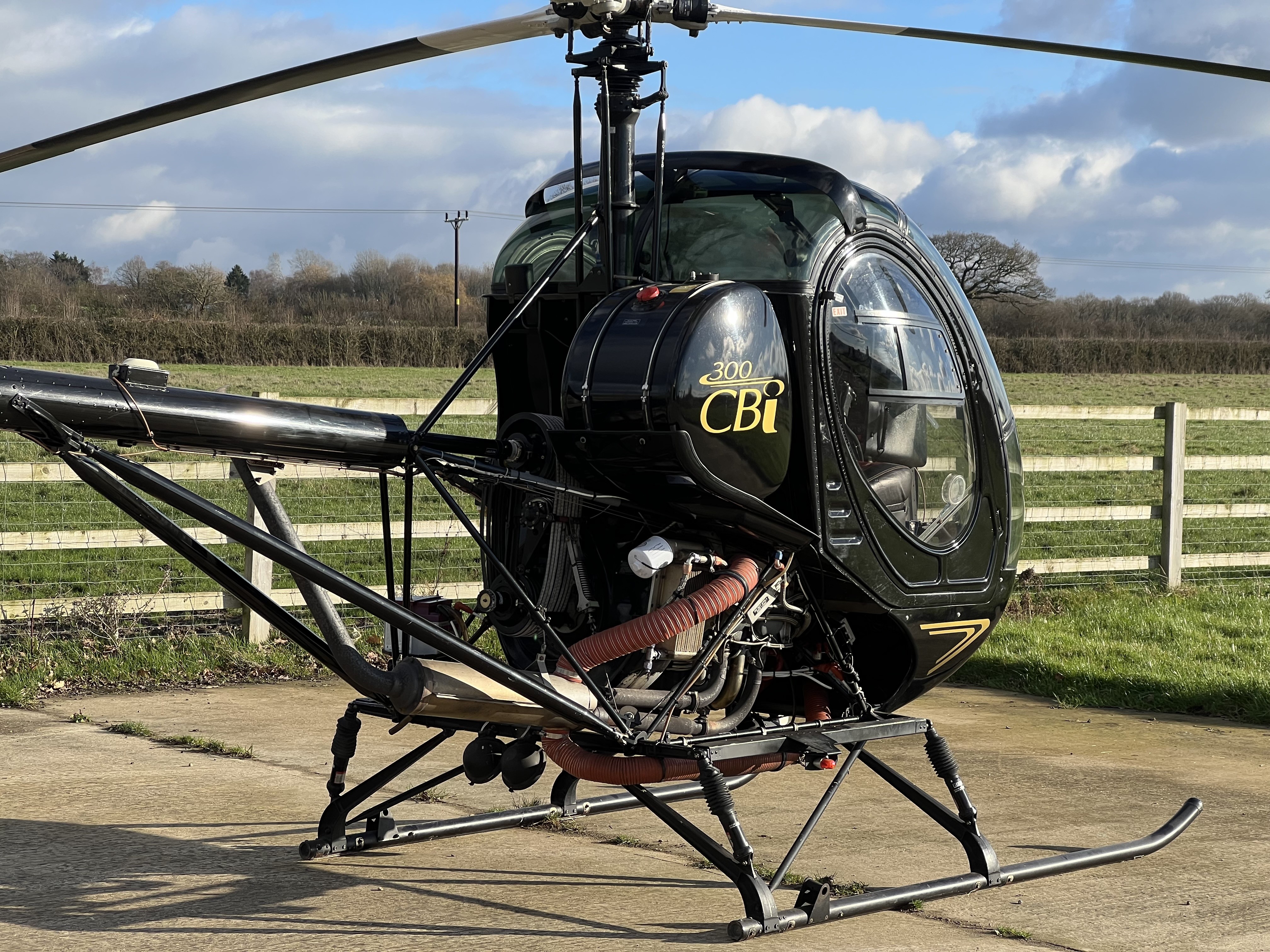 2004 Schweizer 300CBi For Sale | England, UK. 2426 hrs. | AvBuyer