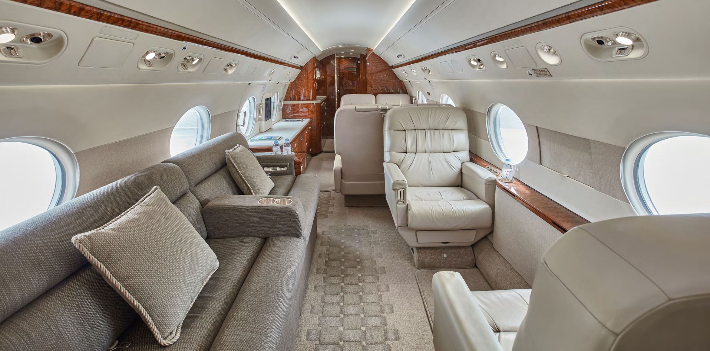 2006 Gulfstream G450 For Sale | UK. 6626 hrs. | AvBuyer