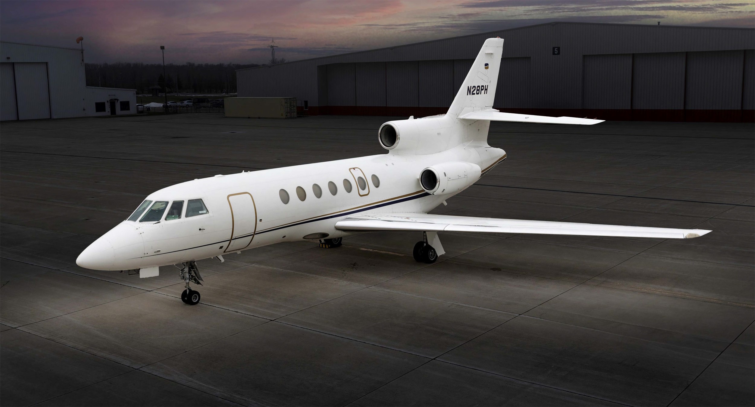 1989 Dassault Falcon 50 For Sale | Canada. 11513 hrs. | AvBuyer