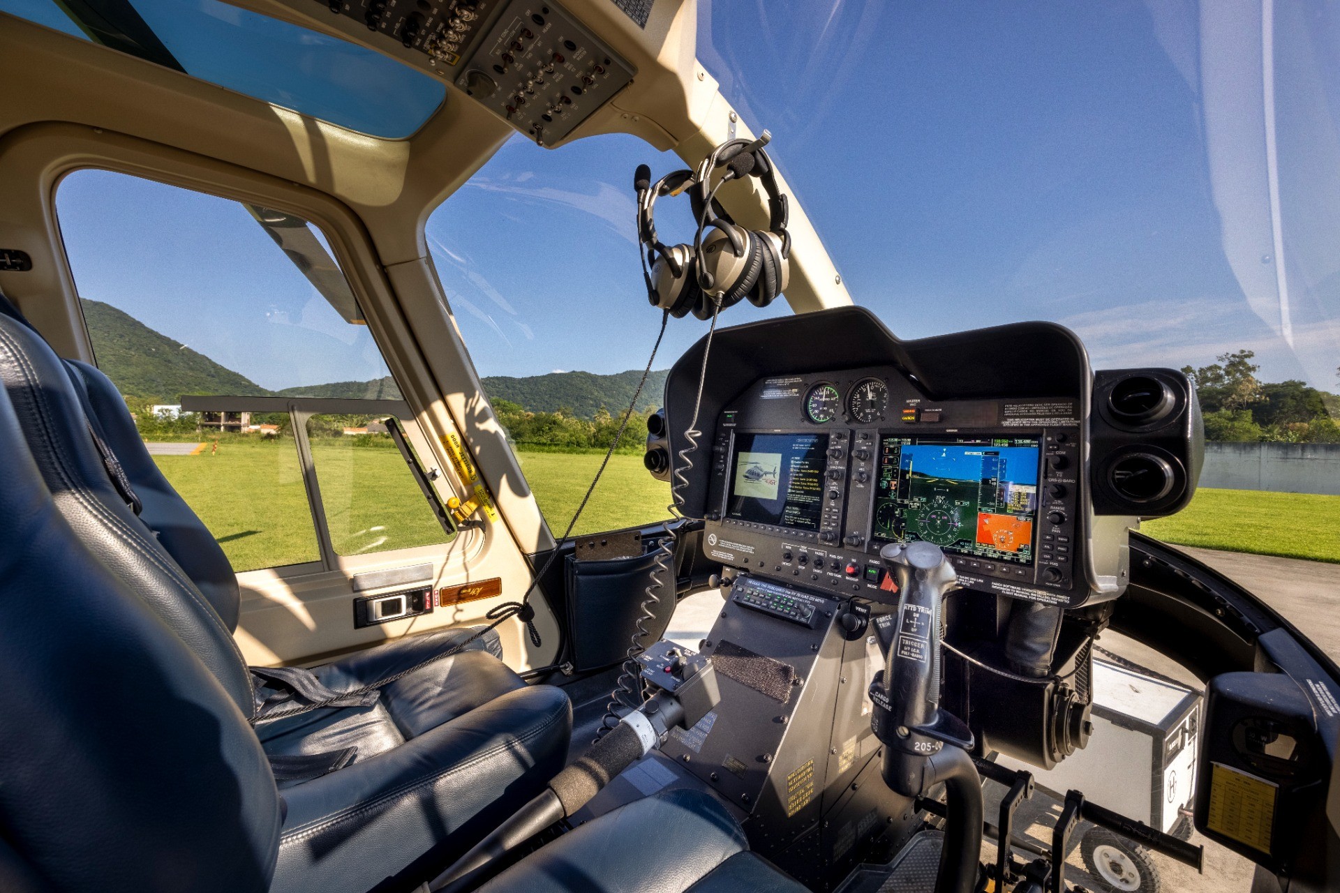 2011 Bell 407GX For Sale | Brazil. 2043 | AvBuyer