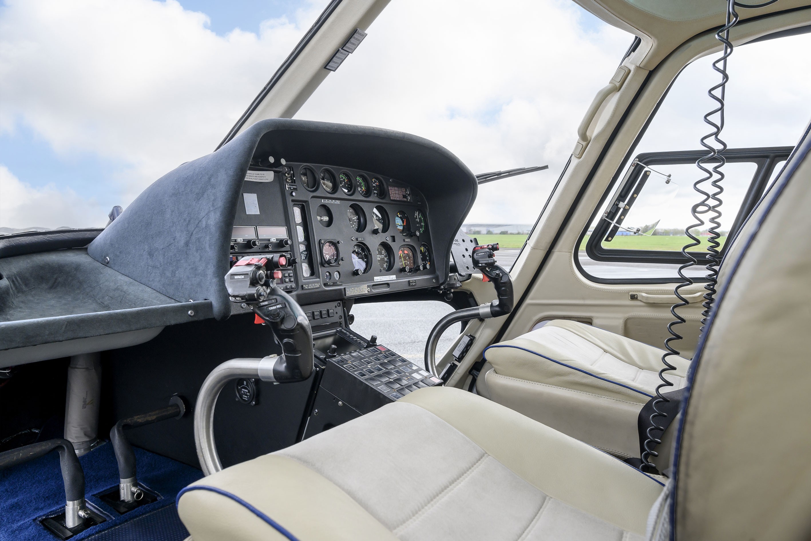 2000 Airbus/Eurocopter AS 350B-2 For Sale | England, UK. 1740 hrs ...