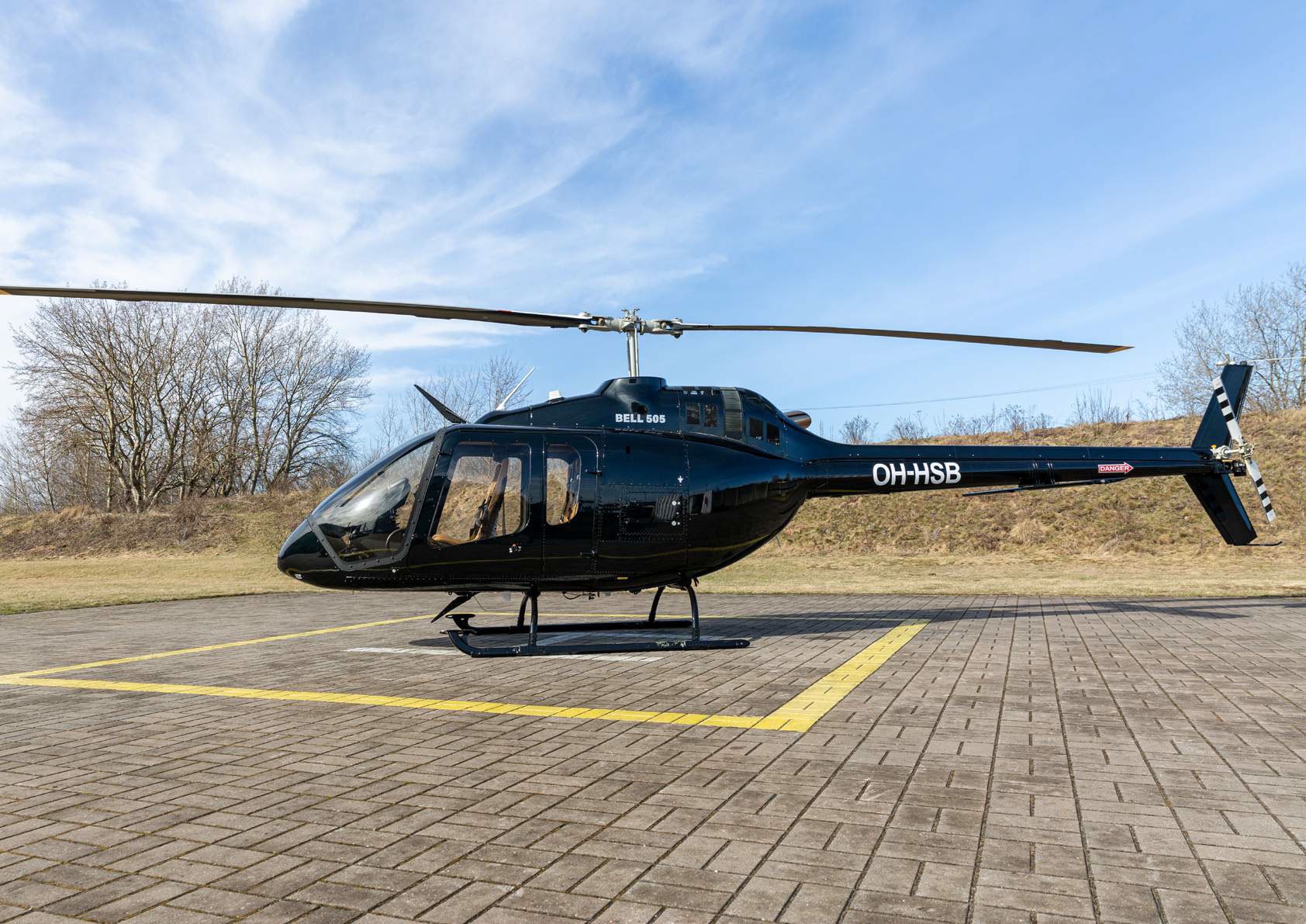 Bell 505 Jetranger X Helicopters for Sale | AvBuyer