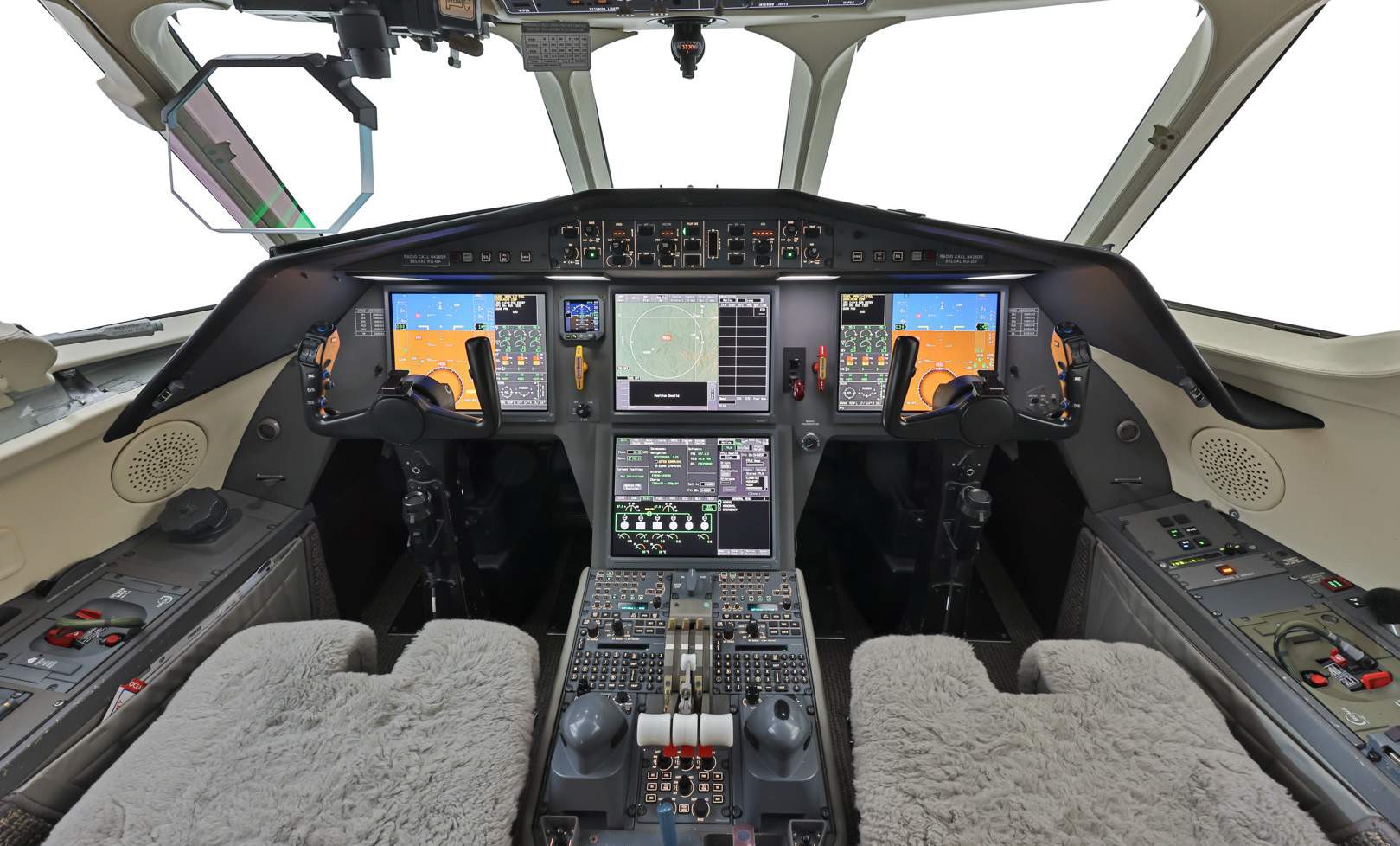 2005 Dassault Falcon 900EX EASy For Sale | NC, US. 7041 hrs. | AvBuyer