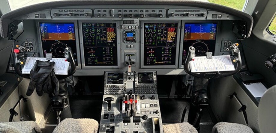 2016 Gulfstream G150 For Sale | FL, US. 3049 hrs. | AvBuyer