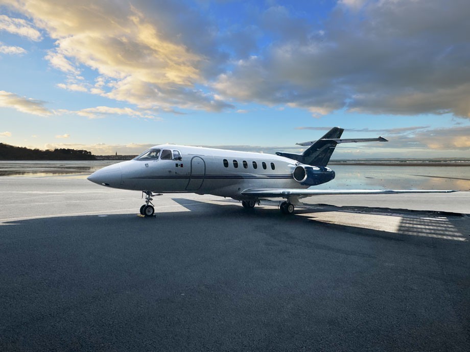 Hawker Jets for Sale Worldwide | AvBuyer