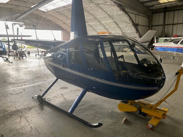 2006 Robinson R44 Raven I For Sale | England, UK. 3002 hrs. | AvBuyer
