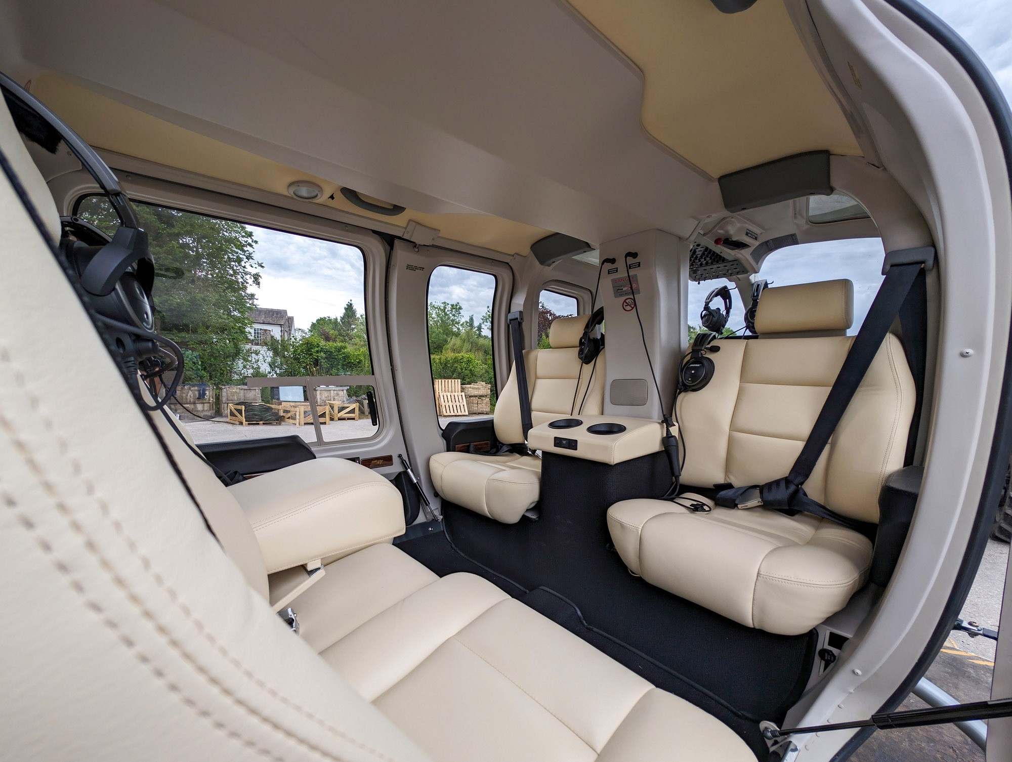 Bell 204 Helicopters for Sale - Page 30 | AvBuyer