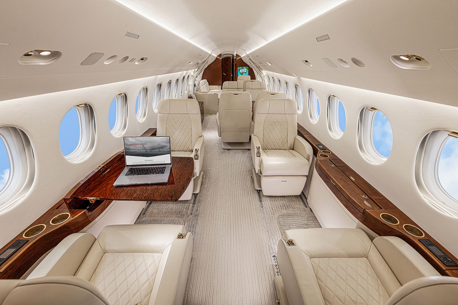 2011 Dassault Falcon 7X For Sale | IL, US. 2811.3 hrs. | AvBuyer