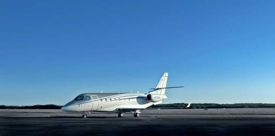 2006 Gulfstream G200 For Sale | FL, US. 8970 hrs. | AvBuyer
