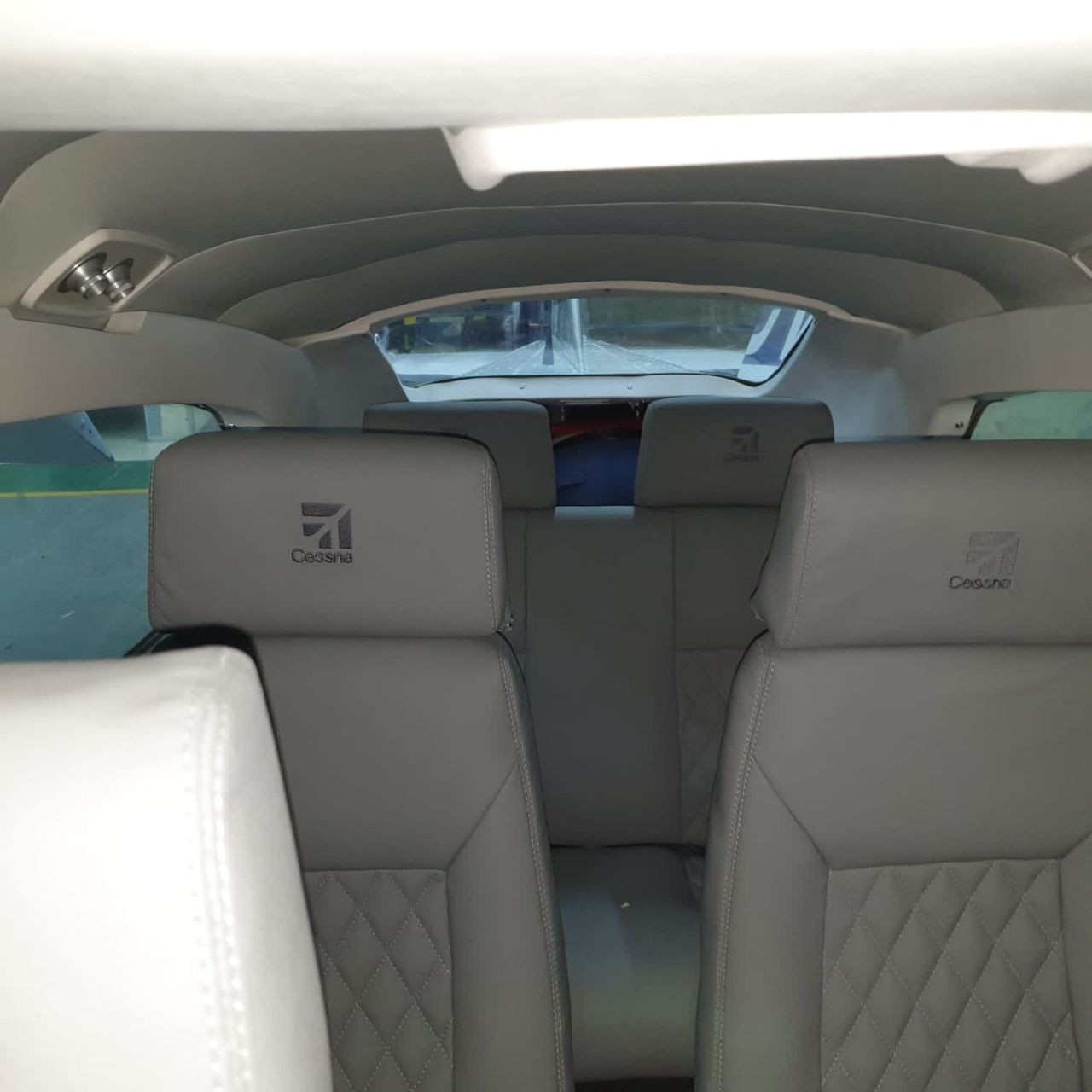 1980 Cessna 210 For Sale | ZA. 5280 hrs. | AvBuyer