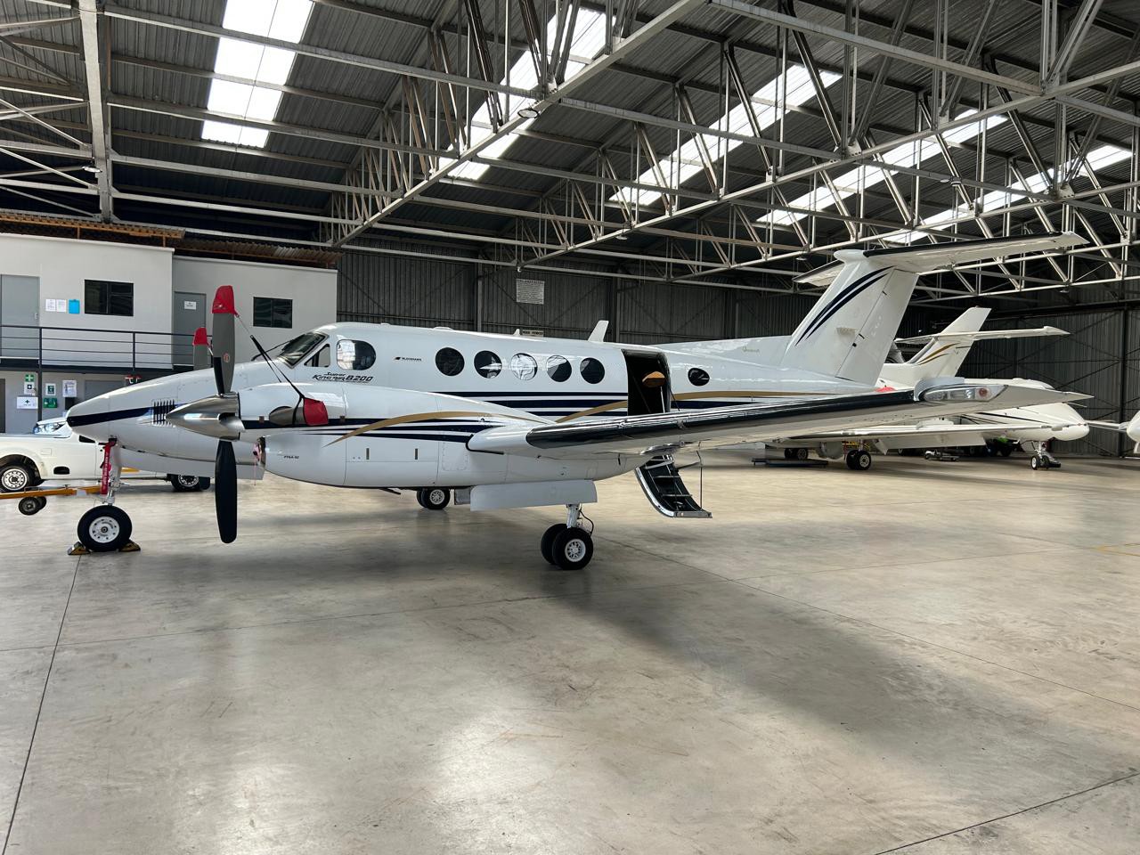 1998 Beechcraft King Air B200 For Sale | ZA. 3603 | AvBuyer
