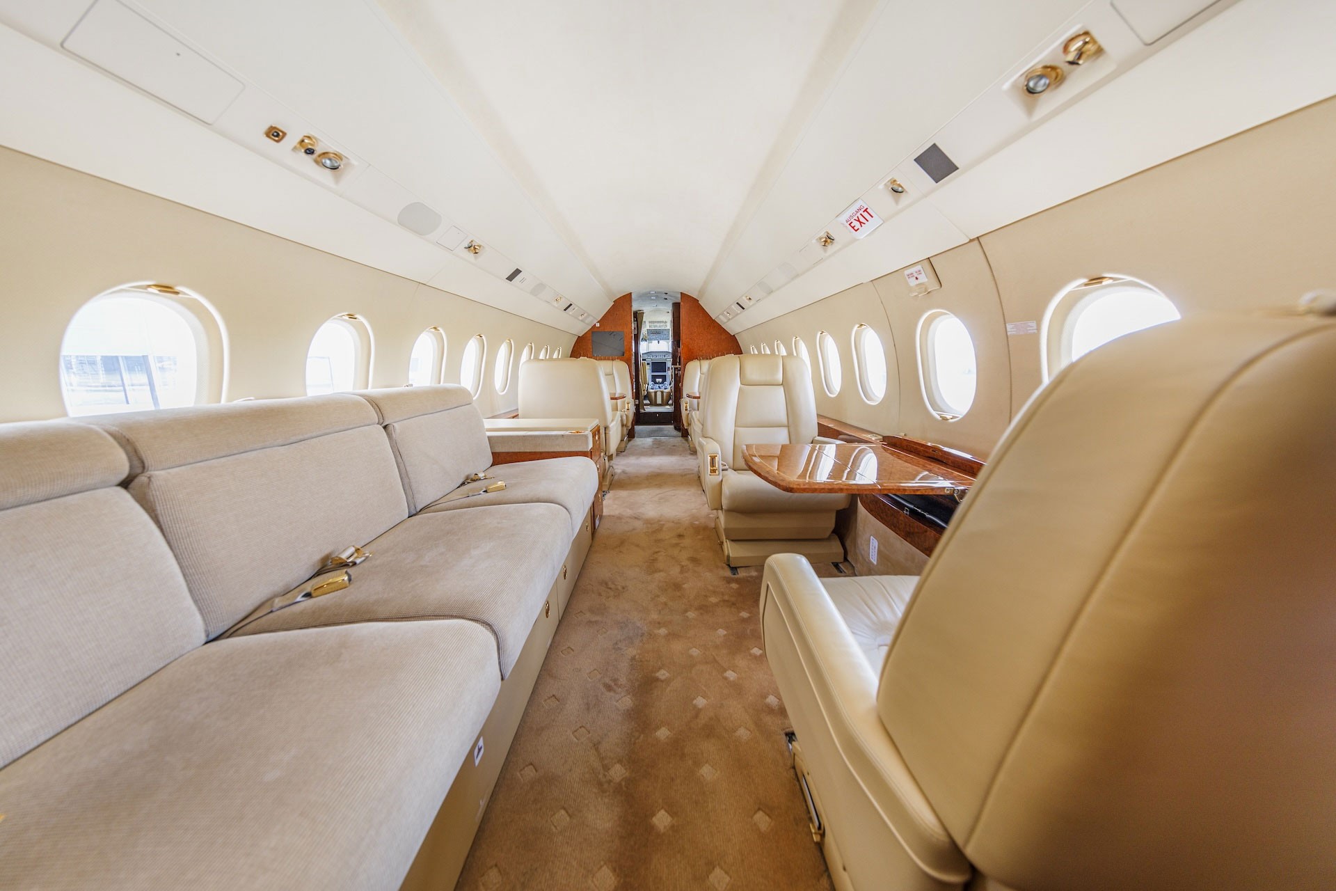 Dassault Falcon 2000LXS Jets Worldwide | AvBuyer