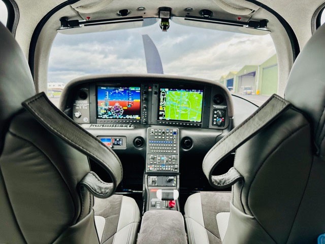 2021 Cirrus SR22T G6 GTS For Sale | England, UK. 360 hrs. | AvBuyer