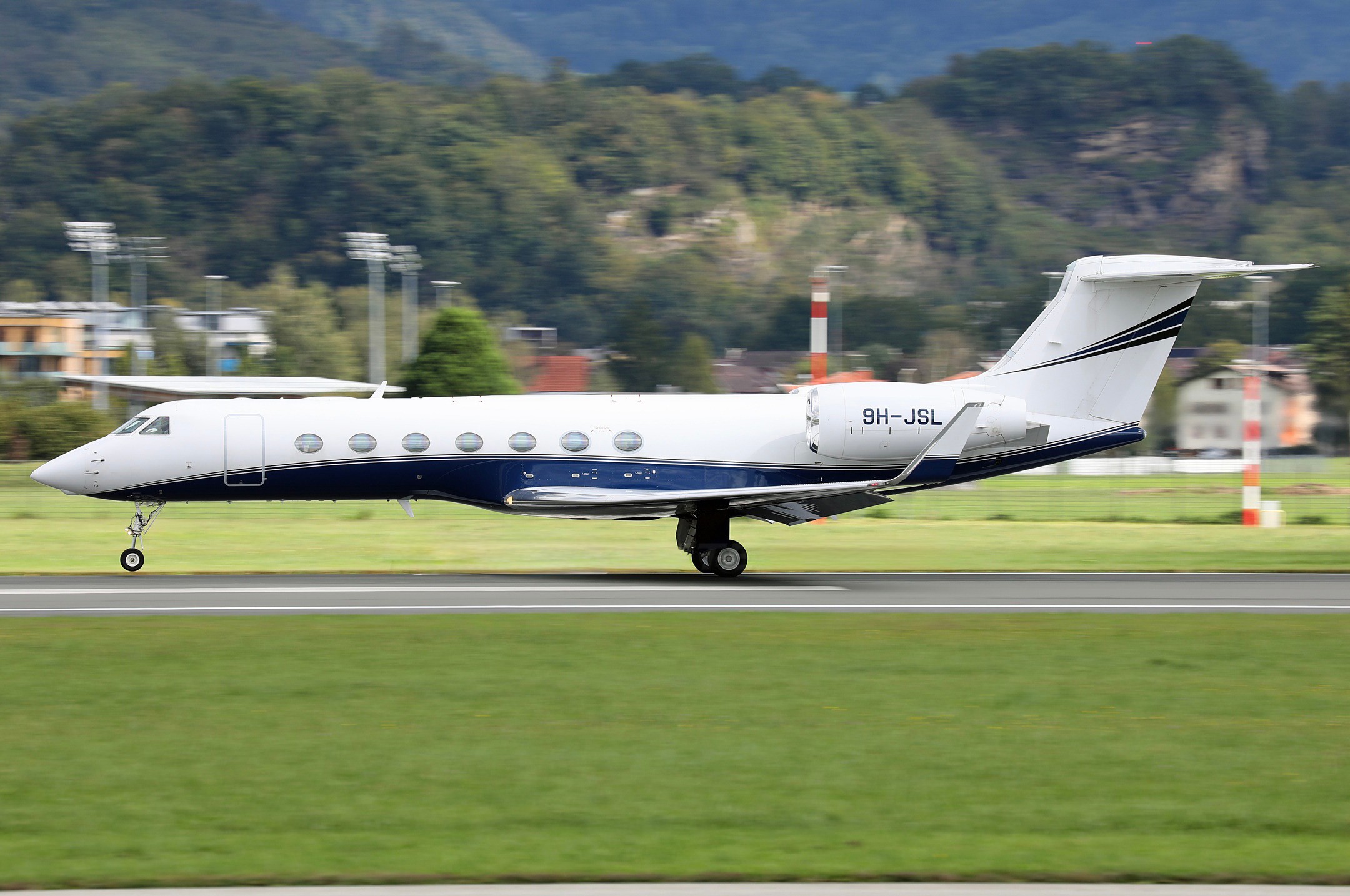 Gulfstream G550 Jets for Sale Worldwide | AvBuyer