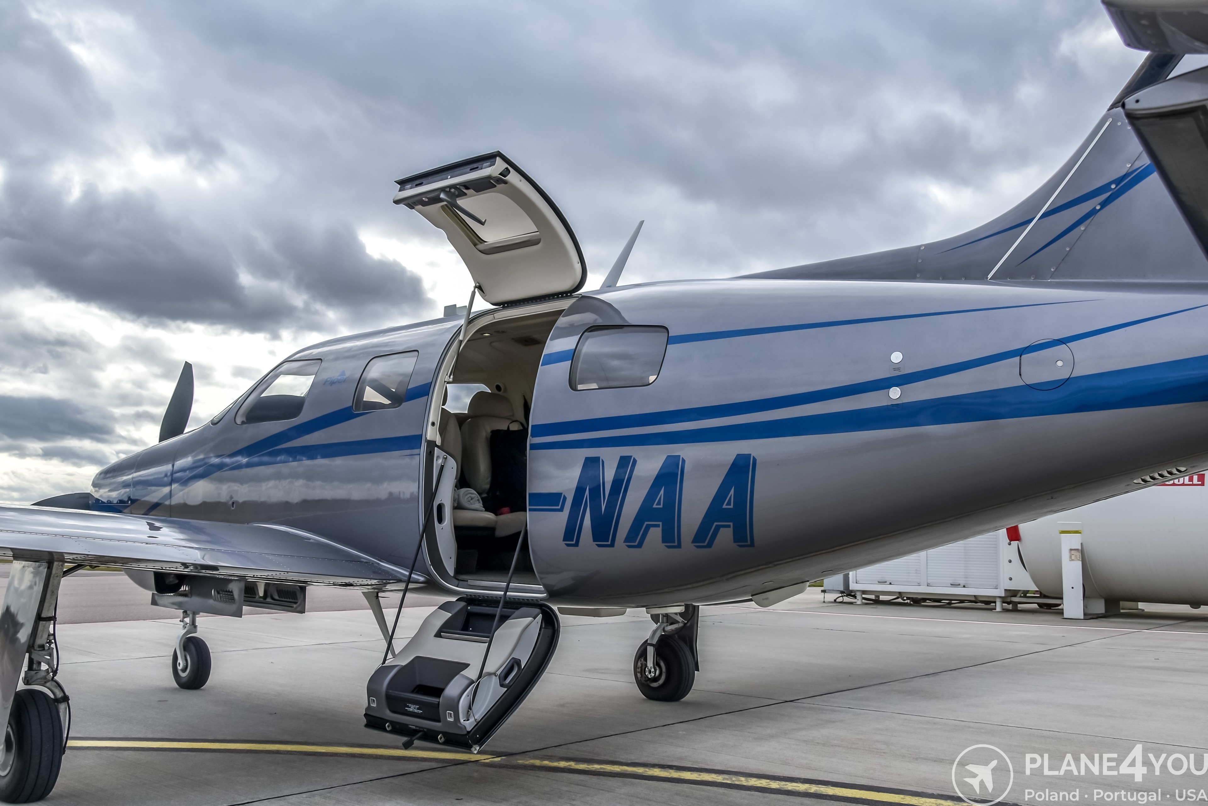 2020 Piper M350 For Sale | Poland. 660 hrs. | AvBuyer