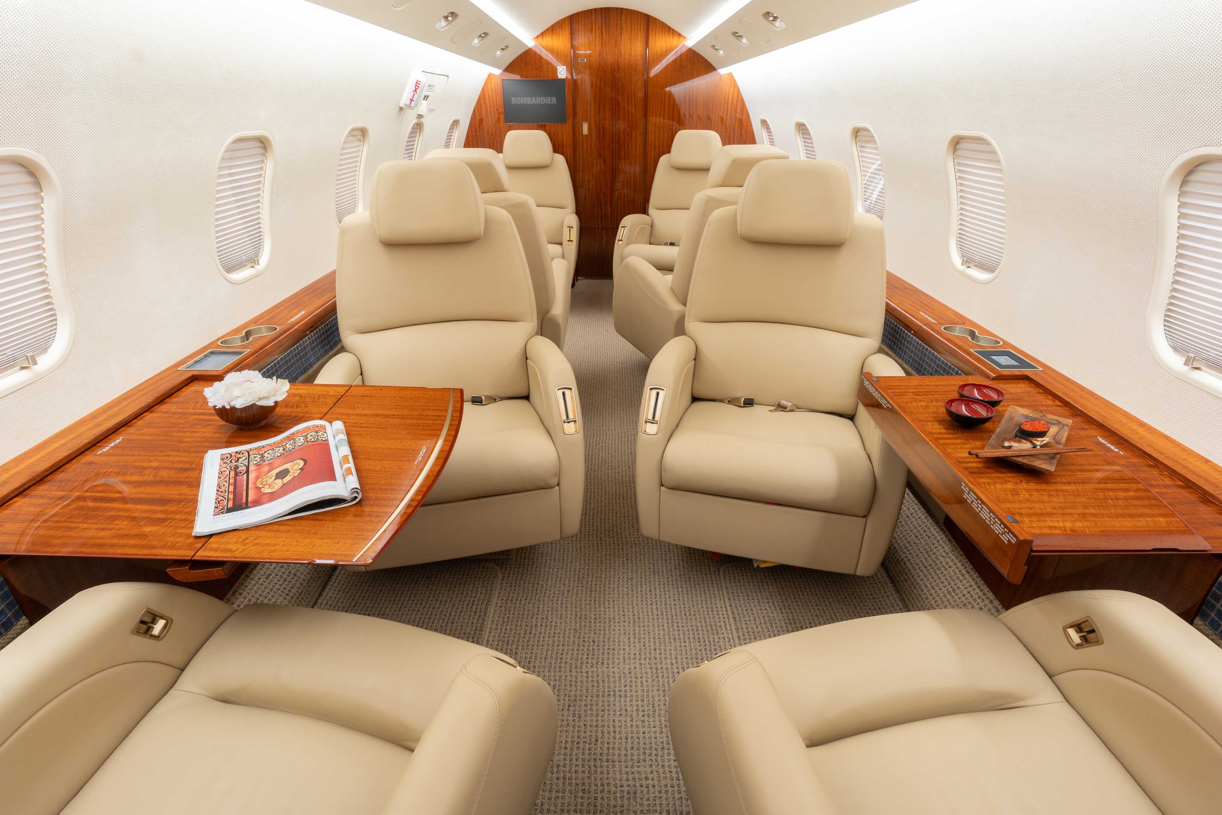 2007 Bombardier Challenger 300 For Sale | NJ, US. 4811 hrs. | AvBuyer