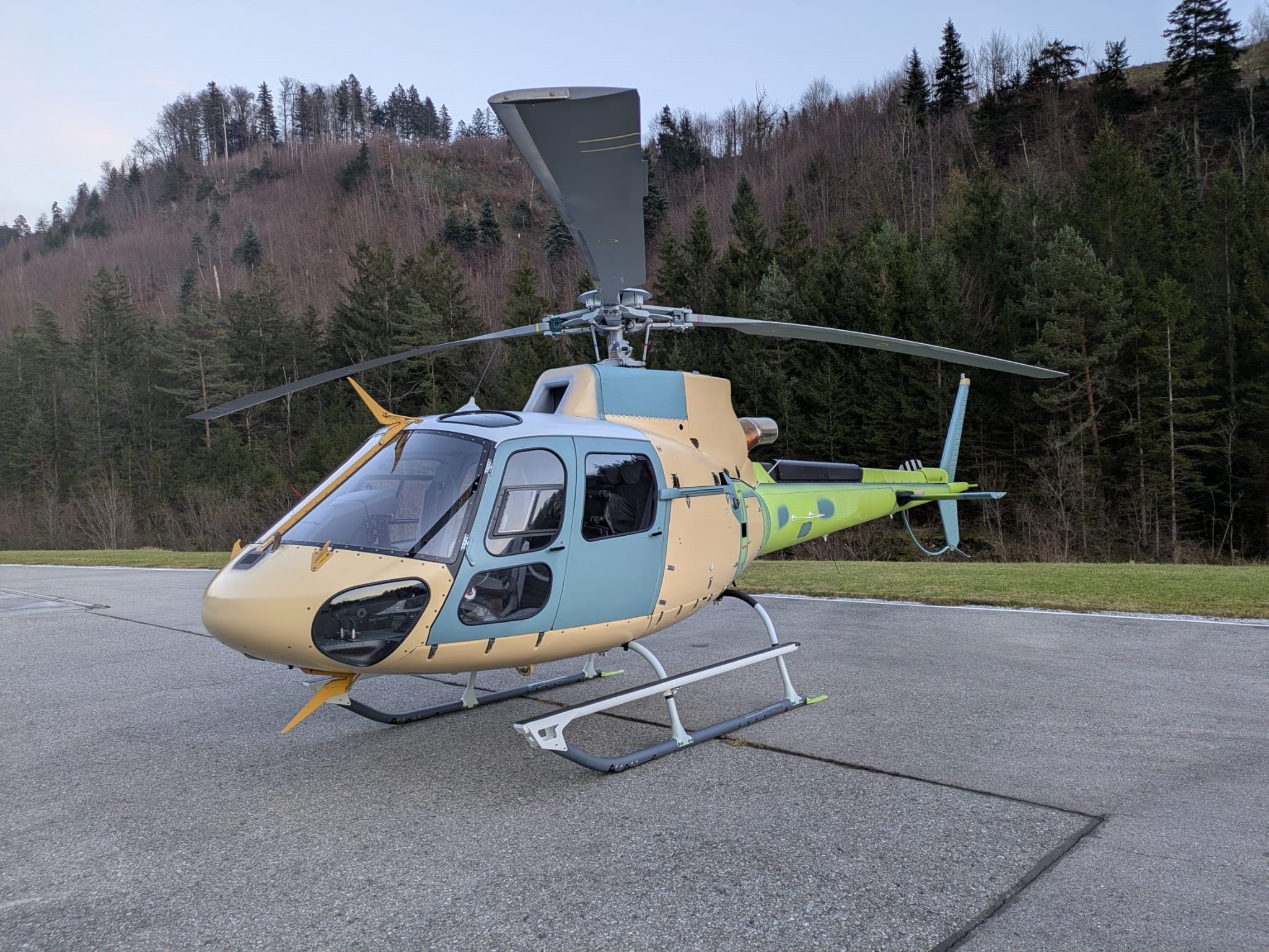 Airbus H125 Helicopters for Sale | AvBuyer