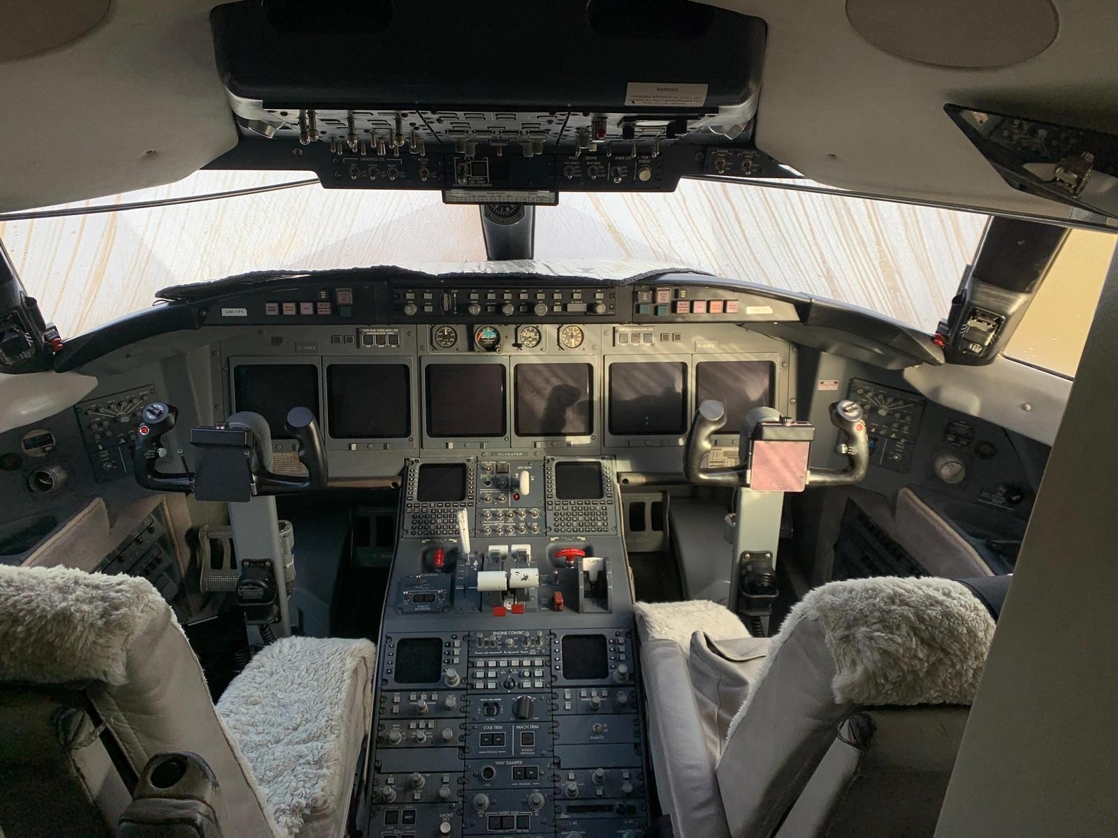 Bombardier Challenger 604 Jets for Sale Worldwide | AvBuyer