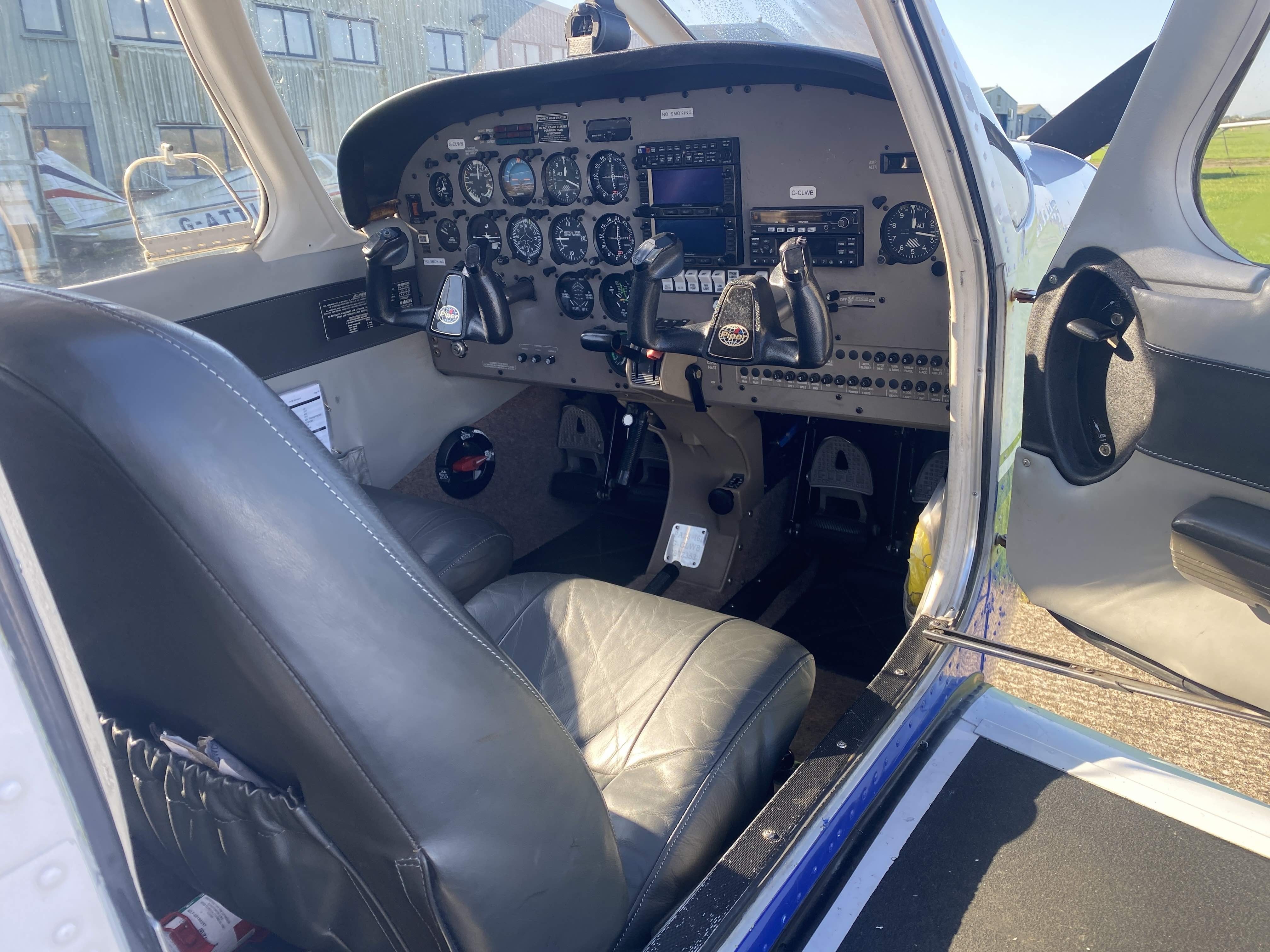 2010 Piper Warrior III For Sale | England, UK. 3573 hrs. | AvBuyer