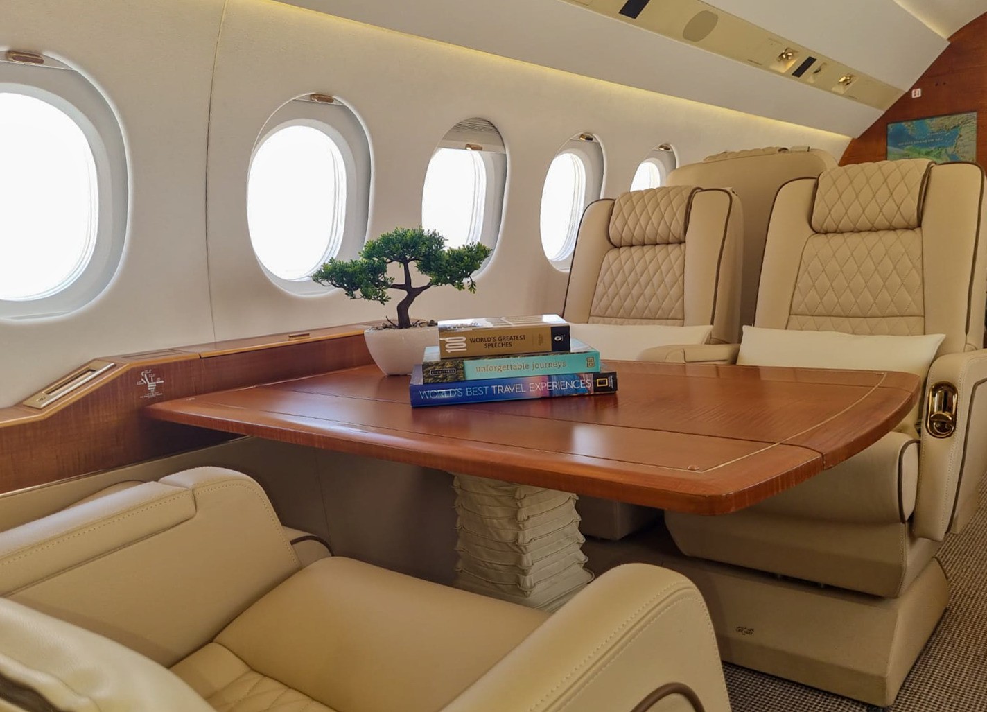 New & Used Falcon 900LX Jets Worldwide | AvBuyer