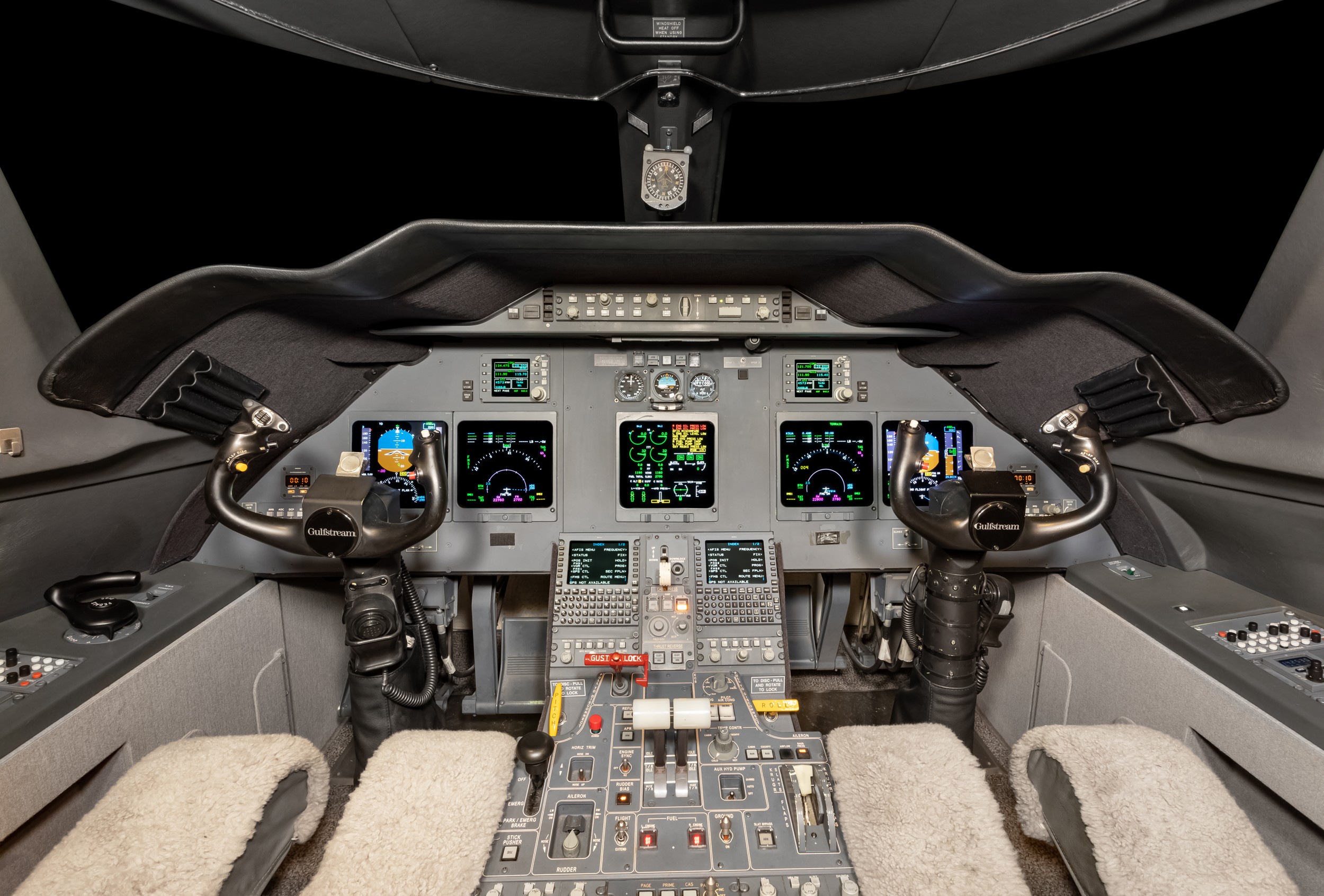 2007 Gulfstream G200 For Sale | TX, US. 8035.4 hrs. | AvBuyer