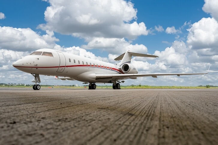 2010 Bombardier Global Express XRS For Sale | MO, US. 4345.7 hrs. | AvBuyer