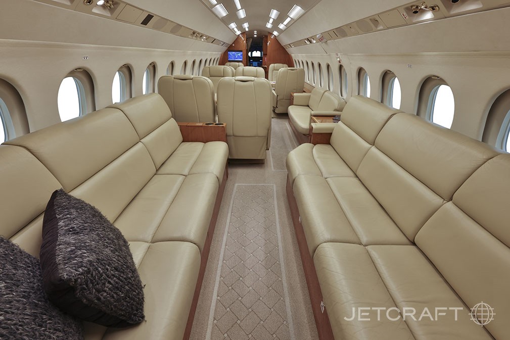 New & Used Falcon 900LX Jets Worldwide | AvBuyer