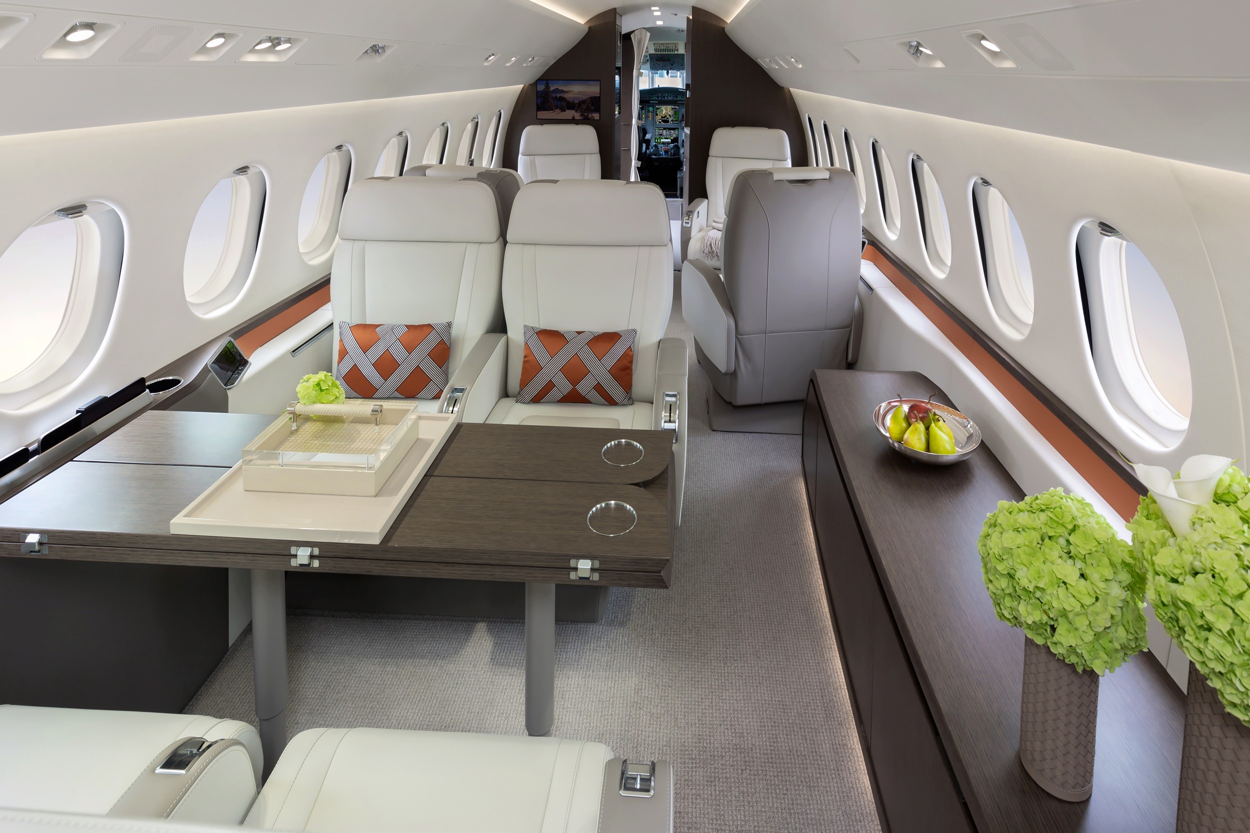 New & Used Falcon 900LX Jets Worldwide | AvBuyer